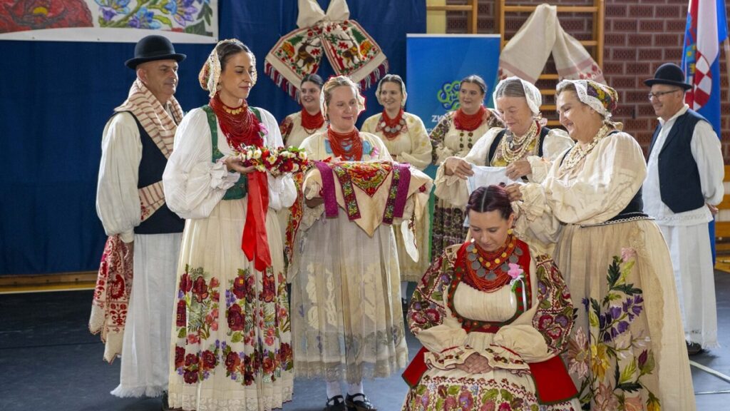 KUD “Moslavec” Voloder i KUD “Šubić” Novska predstavnici SMŽ na 31 ...