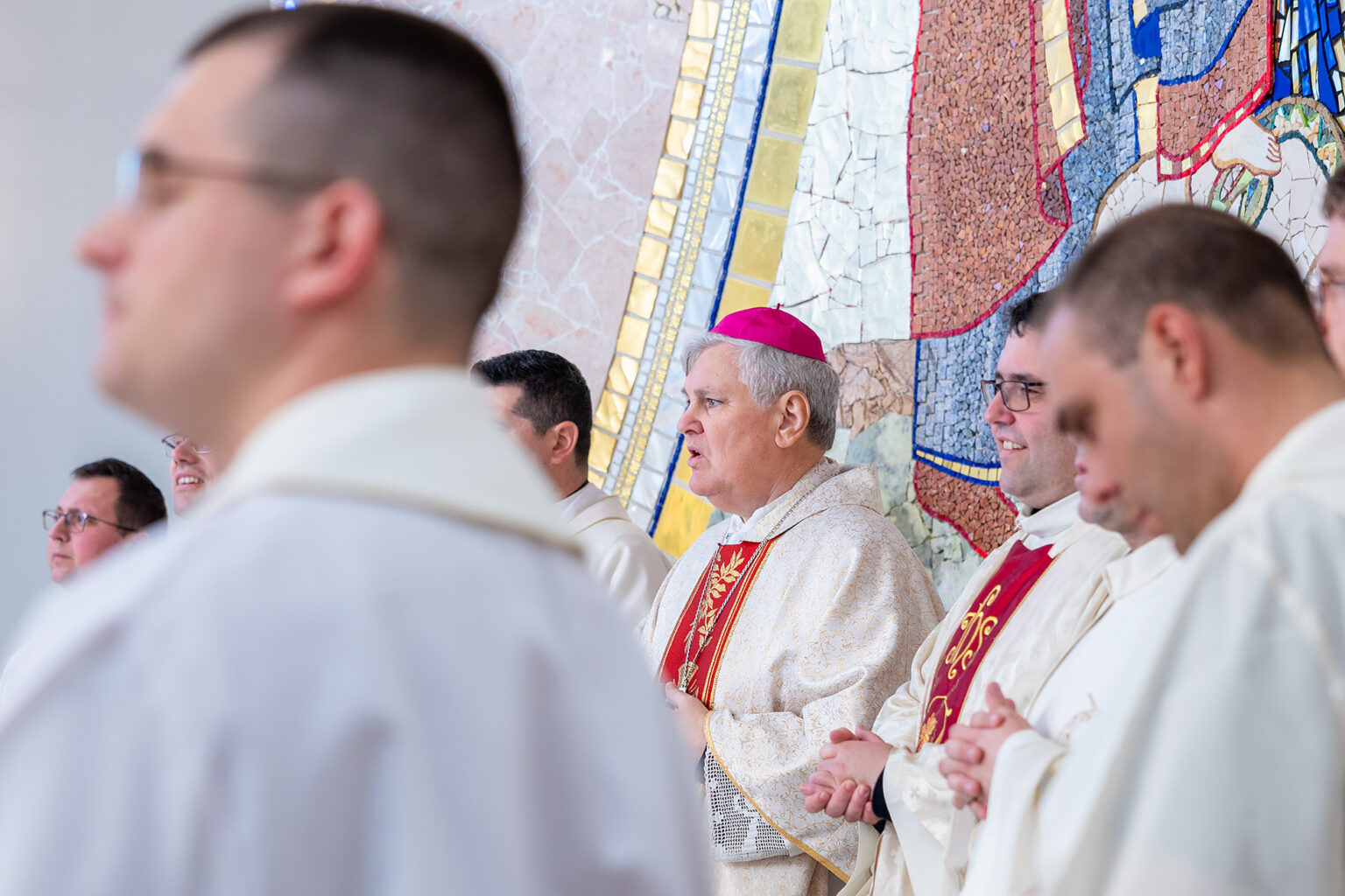FOTO | SISAK: Među kandidate za sveti red primljeni bogoslovi Ivan ...